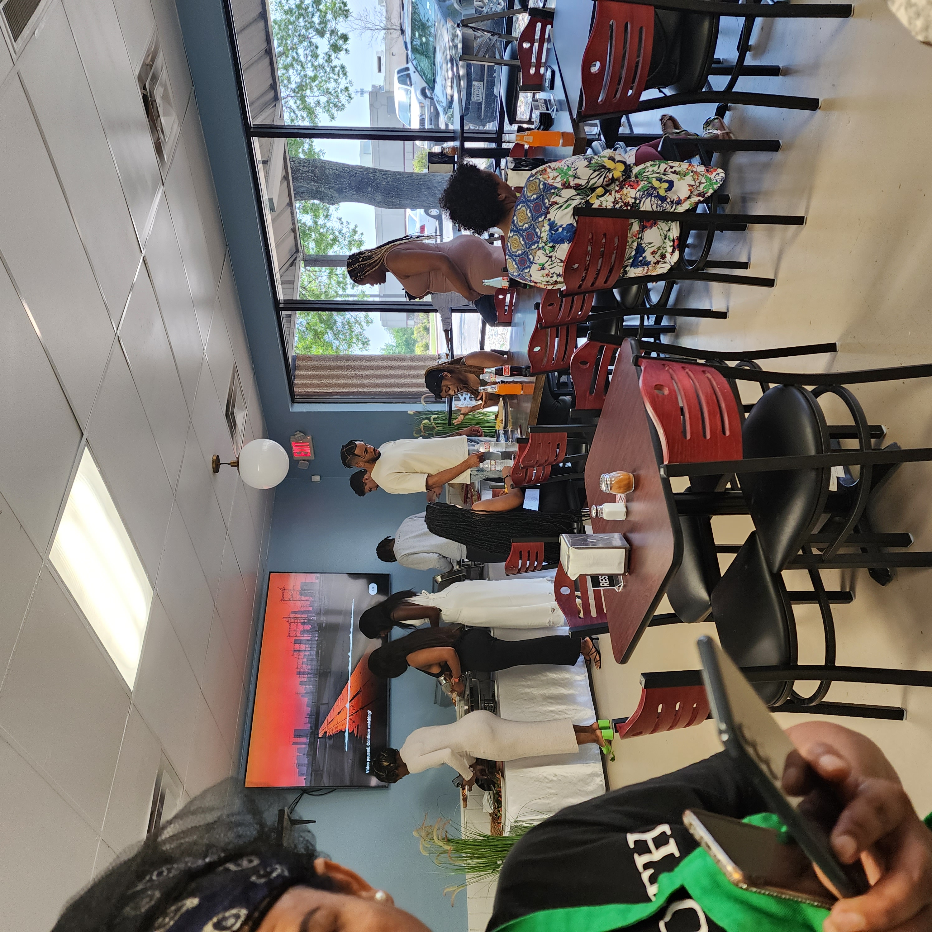 Megenagna Mart & Cafe