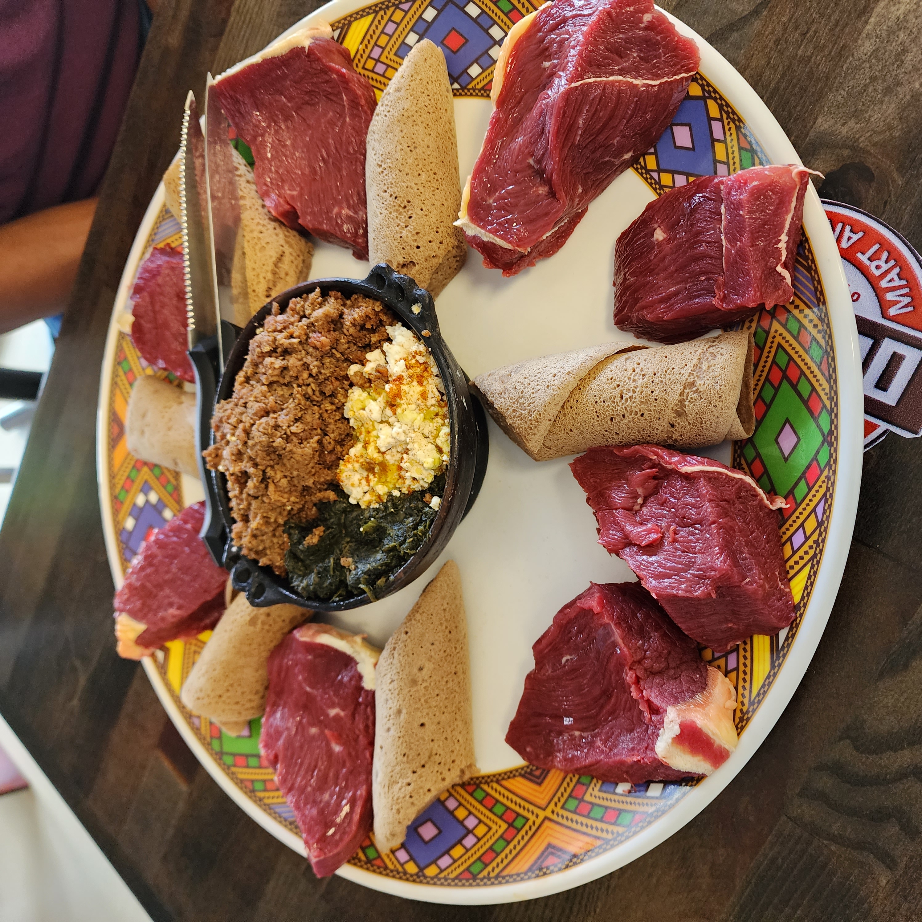 Megenagna Mart & Cafe